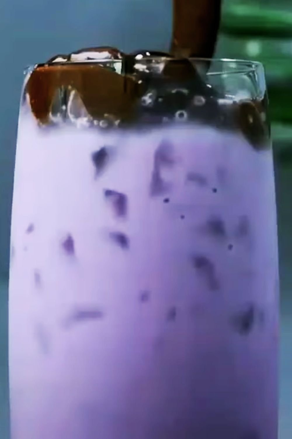 Ube Hot Chocolate: A Purple Twist on a Classic Winter Comfort - SpeedySpoon